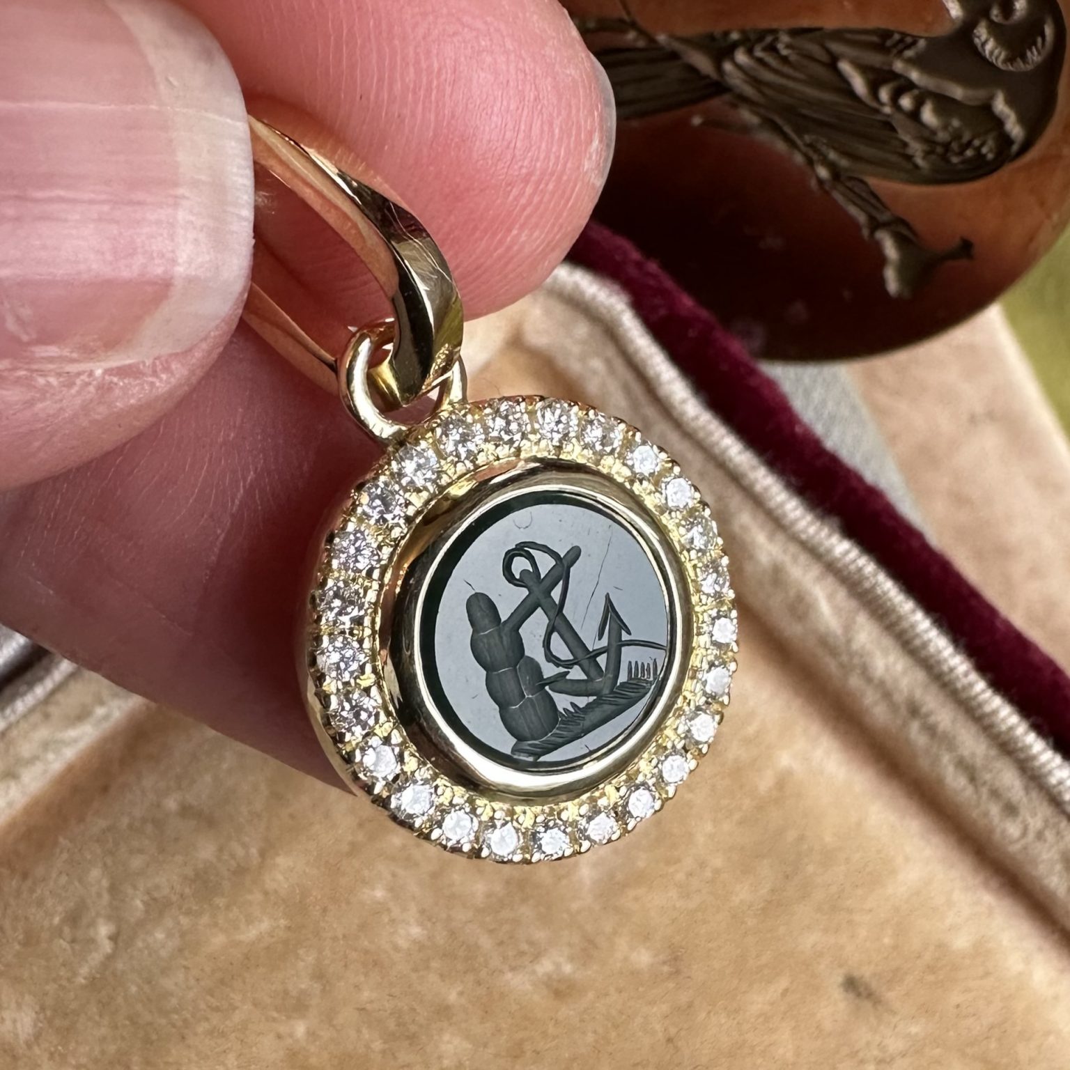 Steadfast & Hopeful Diamond Jewelled Bezel Classic Pendant – Bauble Magpie