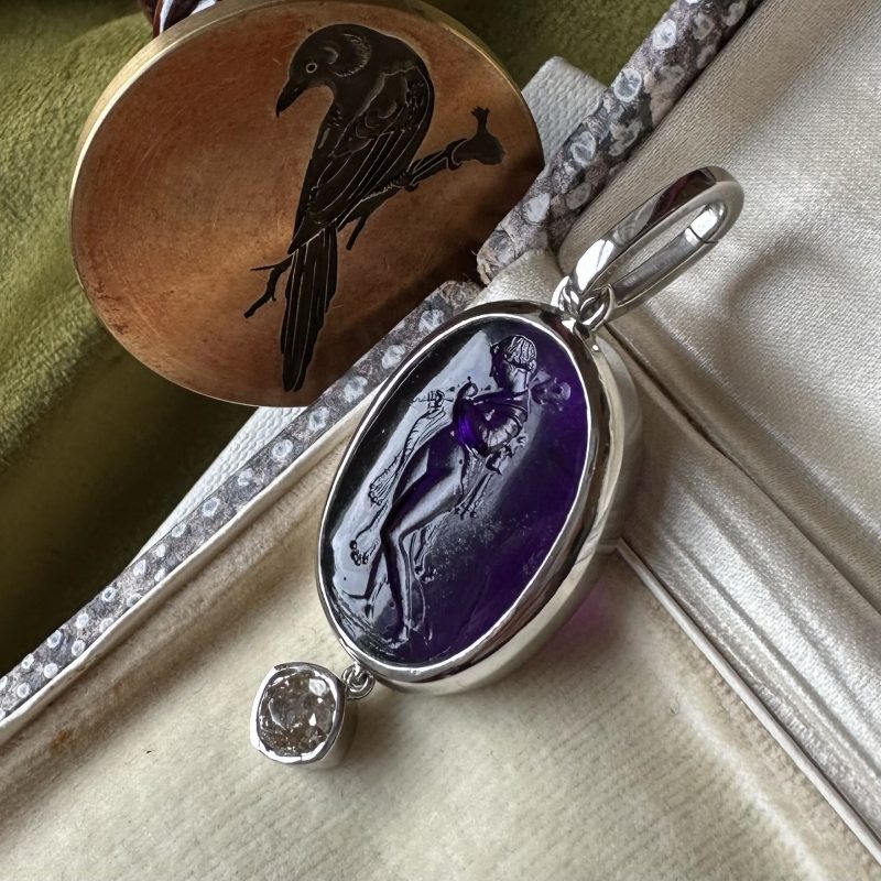 Omphale Diamond Dangle Classic Pendant – Bauble Magpie